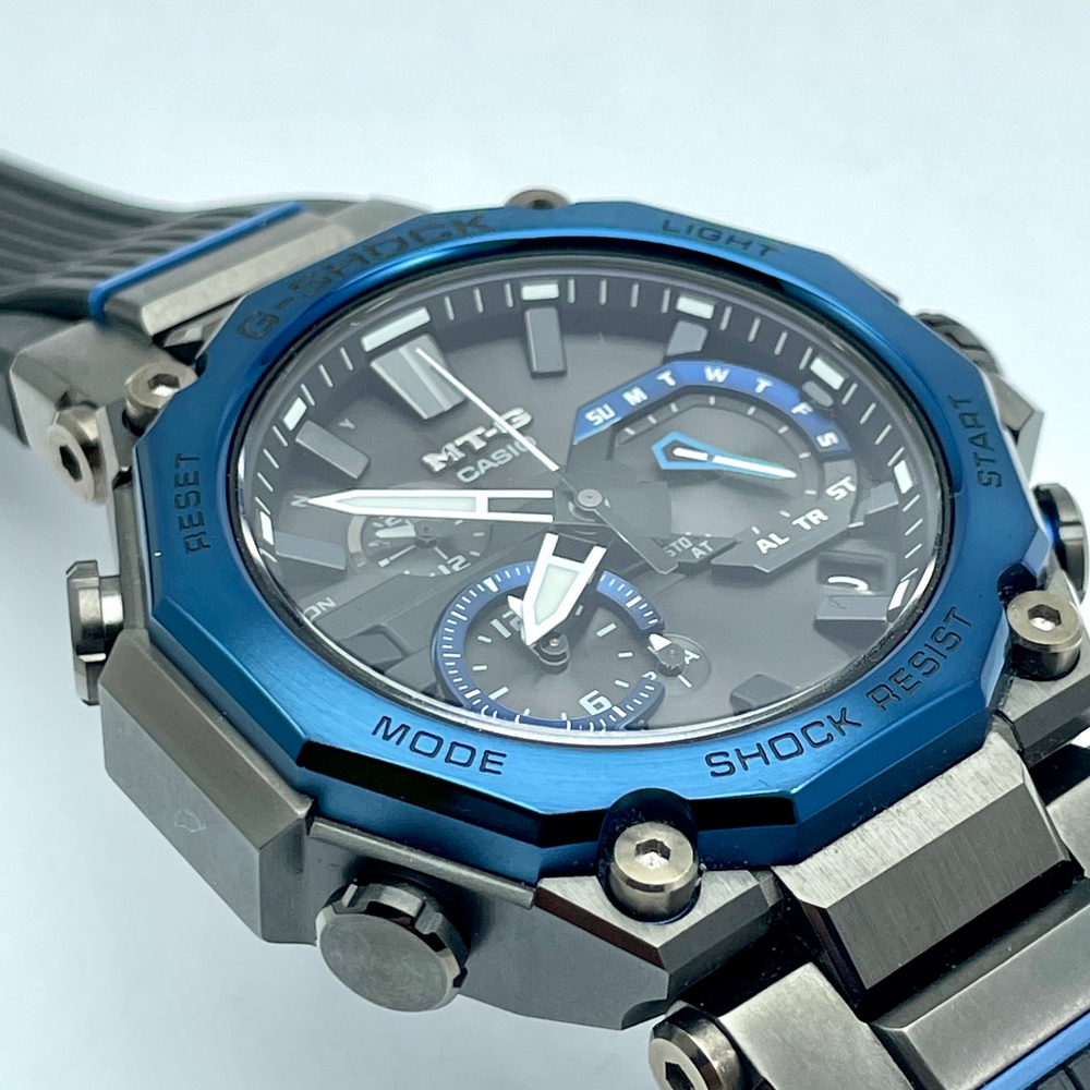 CASIO G-SHOCK MTG-B2000 Carbon Monocoque Case