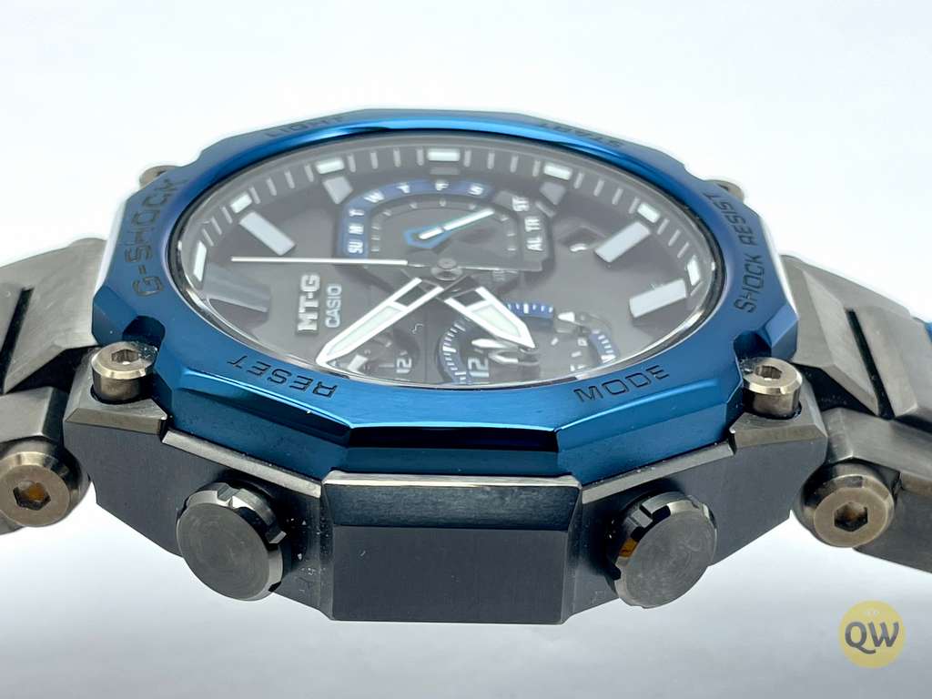 CASIO G-SHOCK MTG-B2000 Carbon Monocoque Case